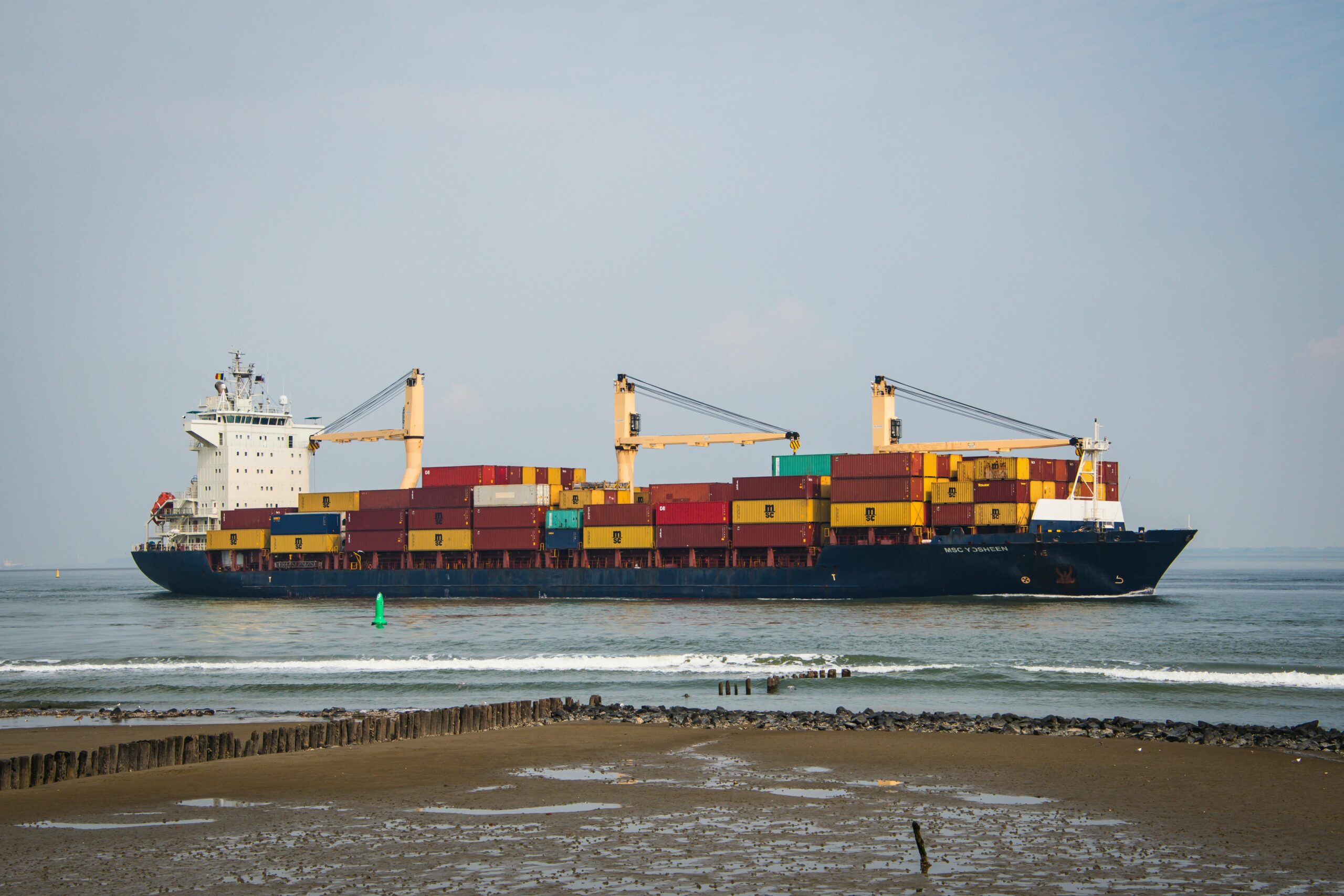 Global Supply Chain 2025: Trends, Challenges, and the Road Ahead - TwHag